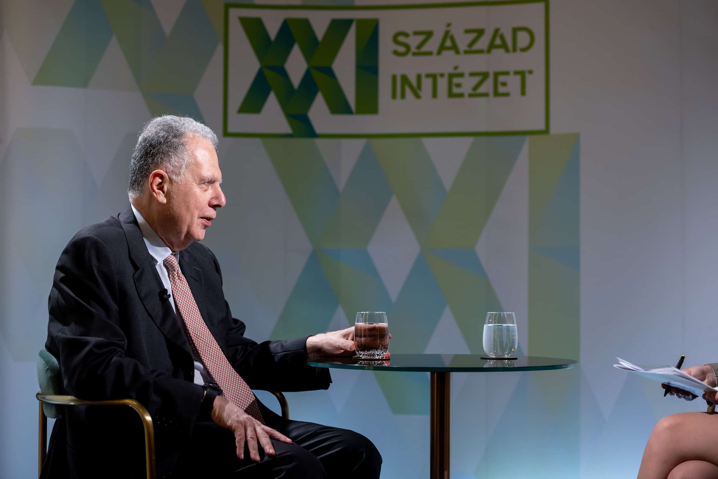 David P. Goldman: Kína a multipolarizáció nyertese - XXI. Század Intézet